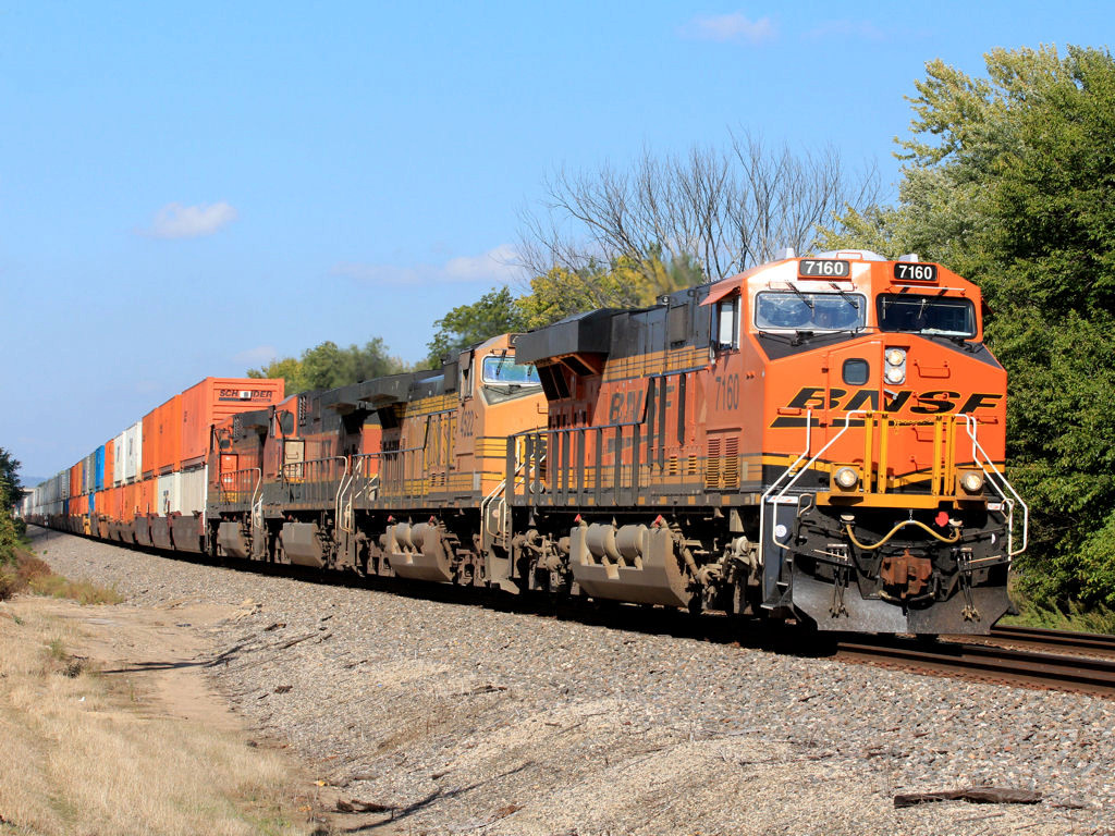 BNSF 7160